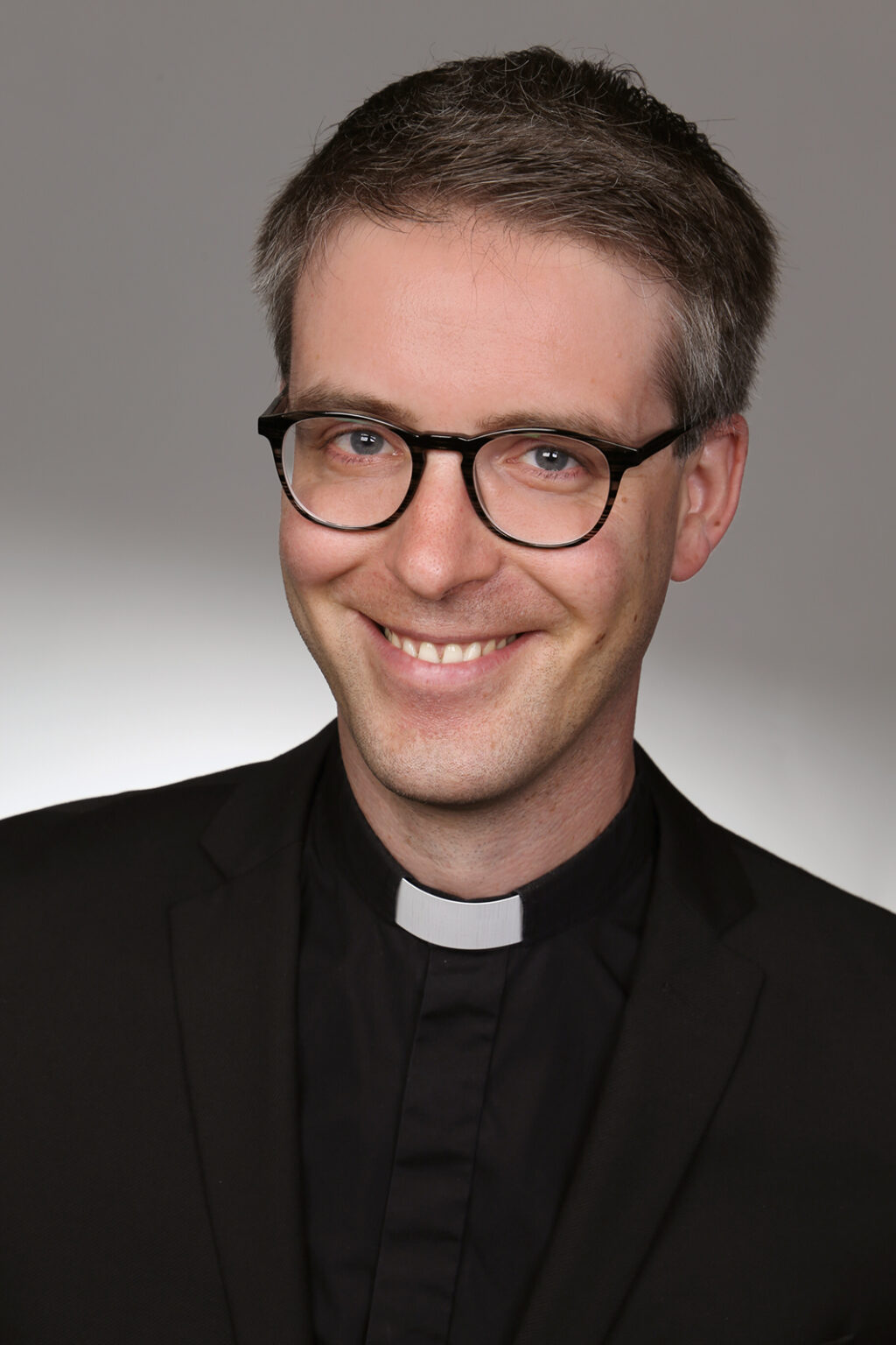 Stadtpfarrer – Pfarrei „Heilige Familie" Altenstadt a. d. W.